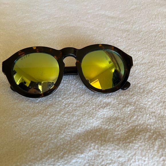 Diff Eyewear | Accessories | Diff Eyewear Polarized Sunglasses Dime ...